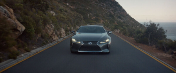 Extraordinary / ManvsMachine